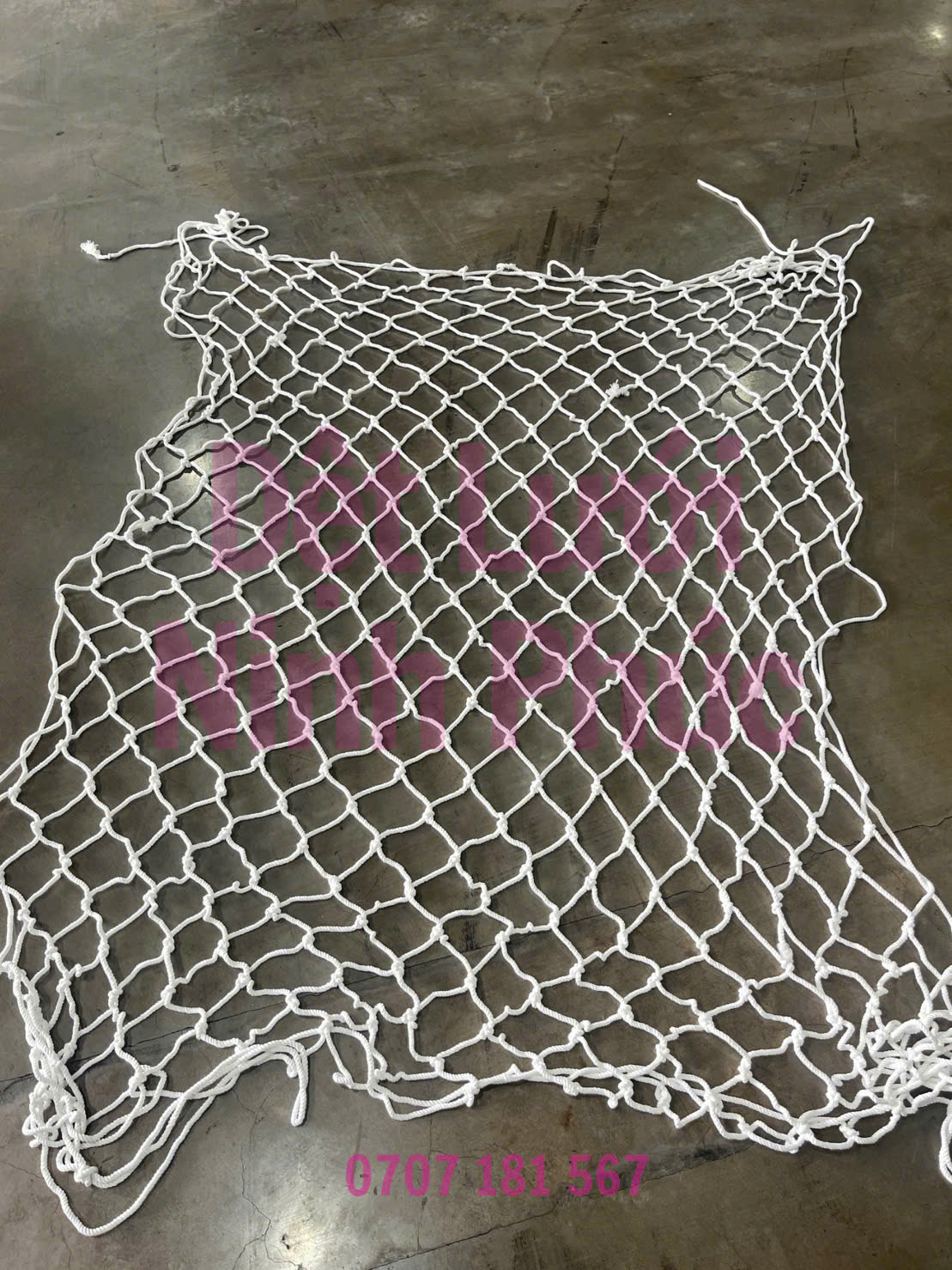 TẠI SAO NÊN SỬ DỤNG LƯỚI CHẮN CỬA CONTAINER? - Dệt lưới Ninh Phúc